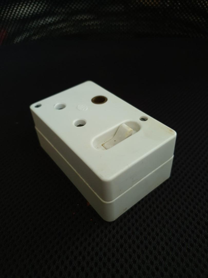 Vintage MK 15 Amp Switch Socket, Audio, Other Audio Equipment on Carousell