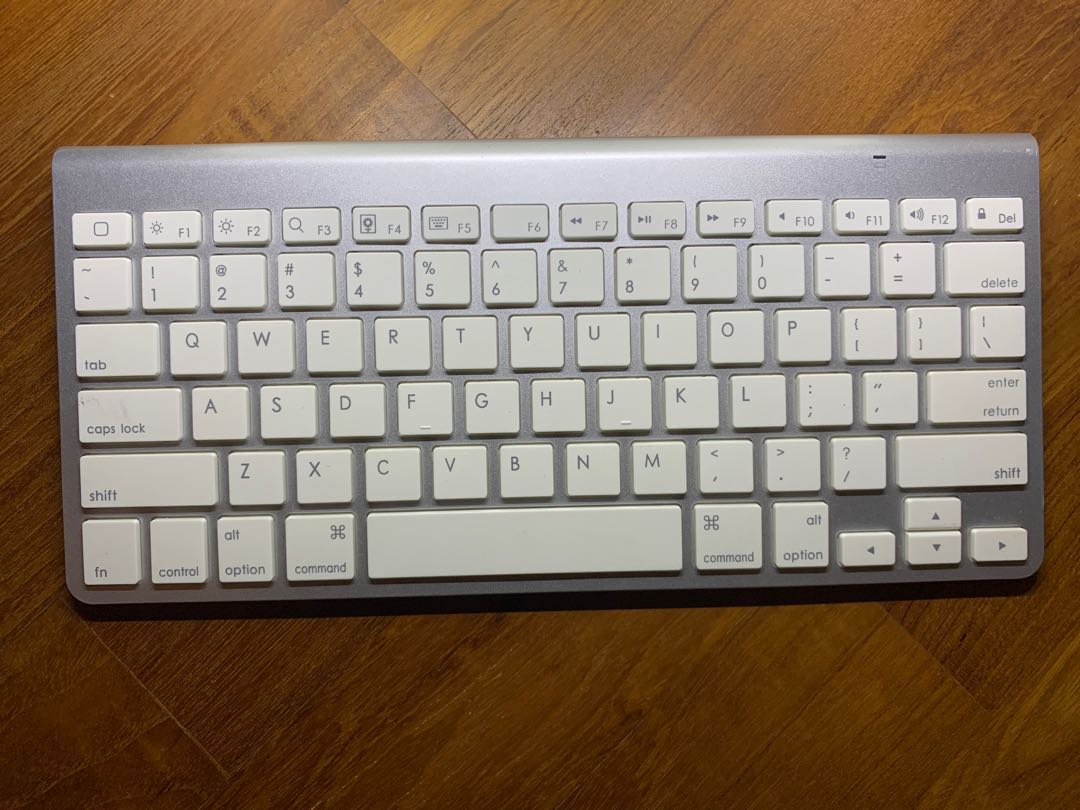 Apple 'look-alike' magic Keyboard, Computers & Tech, Parts ...