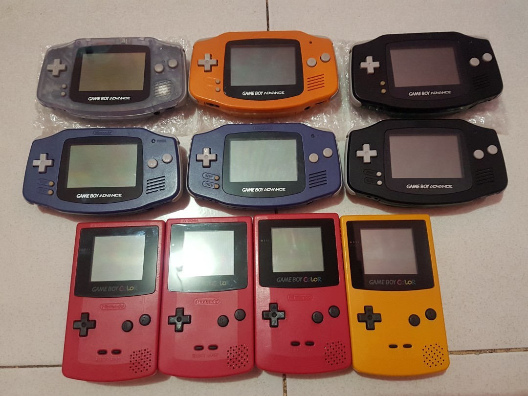 Gameboy Color with 2 Bootleg Games and Rechargeable Battery (please ...