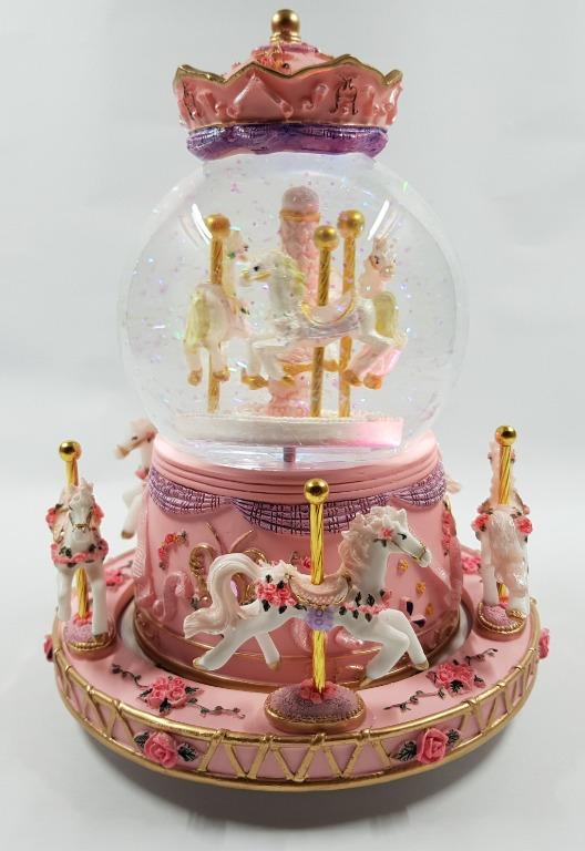 Merry-go-round Music Box Crystal Ball, Hobbies & Toys, Music & Media ...