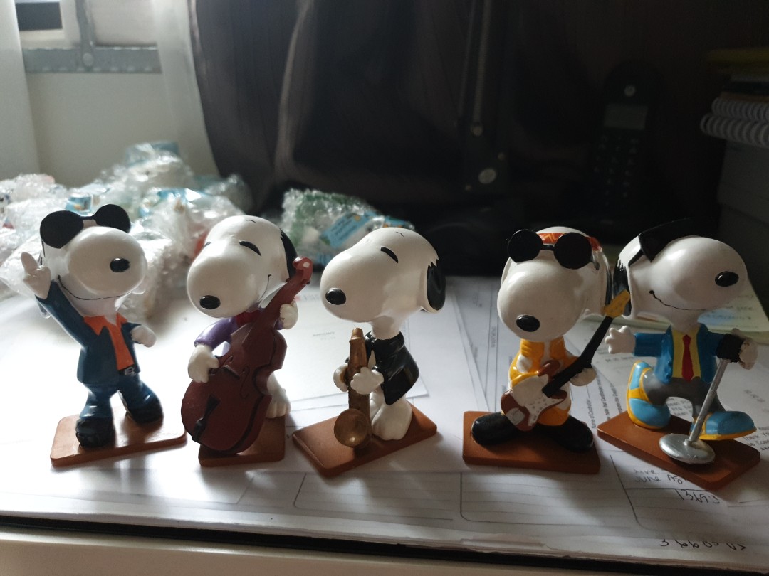 Snoopy Band, Hobbies & Toys, Toys & Games on Carousell