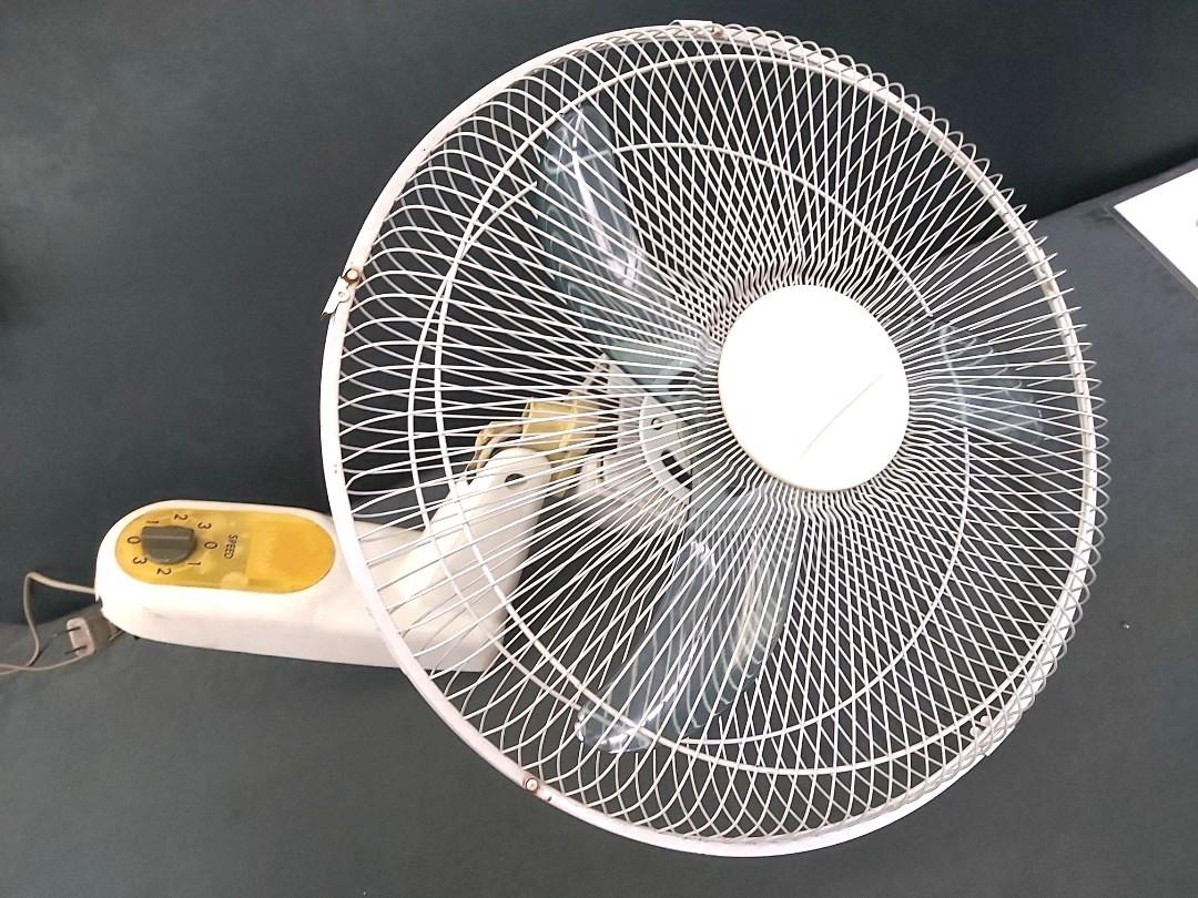 UNION WALL FAN 2 UNITS, Furniture & Home Living, Lighting & Fans, Fans ...