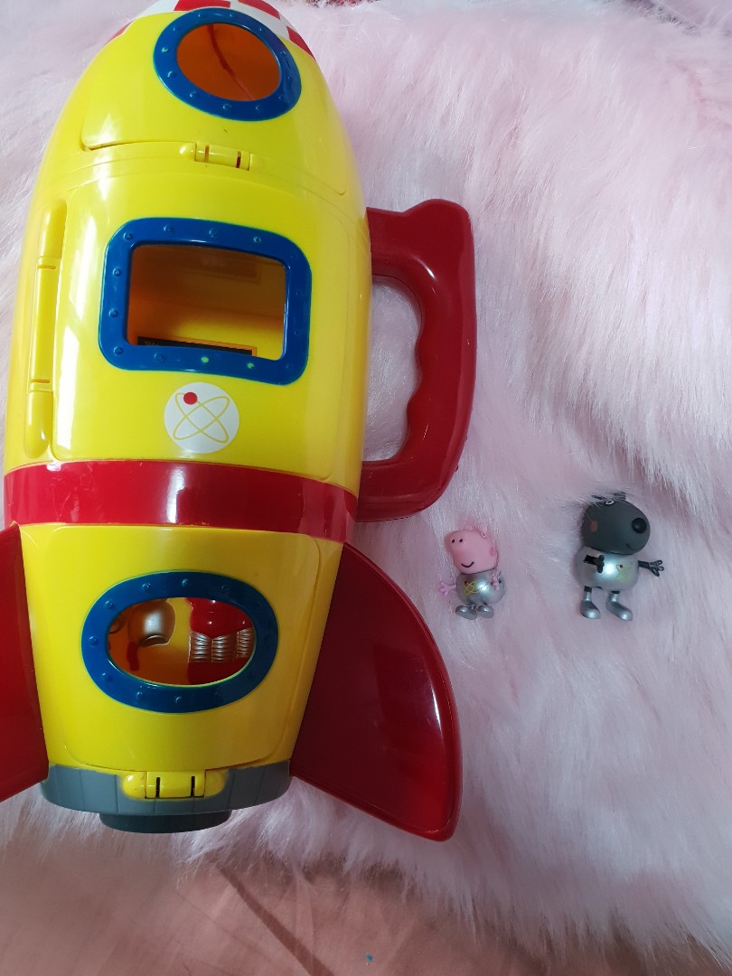 Original Peppa Pig Spaceship, Hobbies & Toys, Toys & Games on Carousell