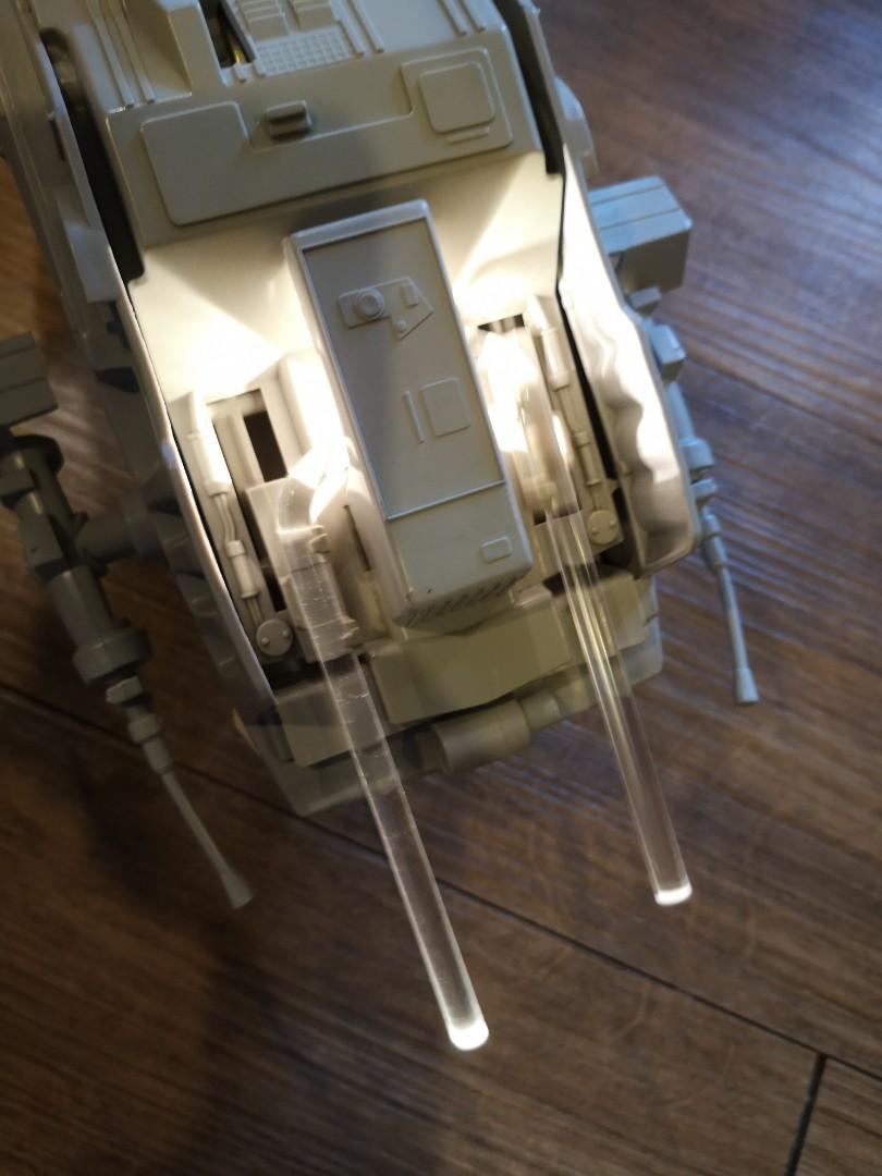 Vintage 1981 Kenner Star Wars AT-AT ATAT All Terrain Armoured Transport ...