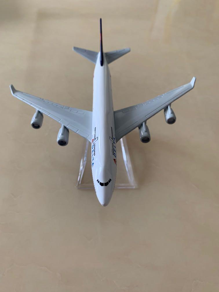 Diecast Metal Delta Airlines (USA) Boeing B747 commercial airplane ...