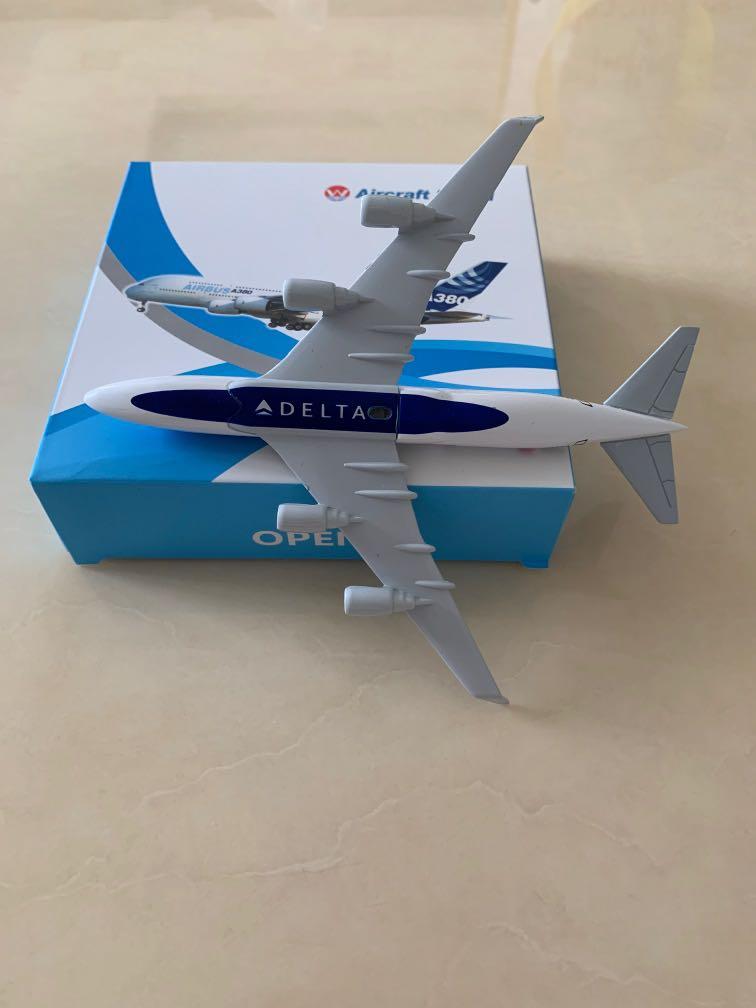 Diecast Metal Delta Airlines (USA) Boeing B747 commercial airplane ...