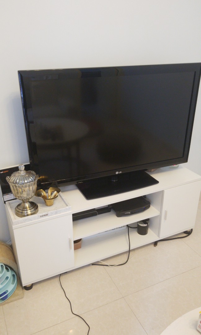 LG 47 inch TV, 電子產品, 電視 & 其他電器 - Carousell