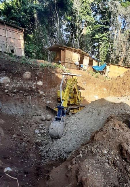 Mini BACKHOE For Rent COMPLETE, Commercial & Industrial, Industrial ...