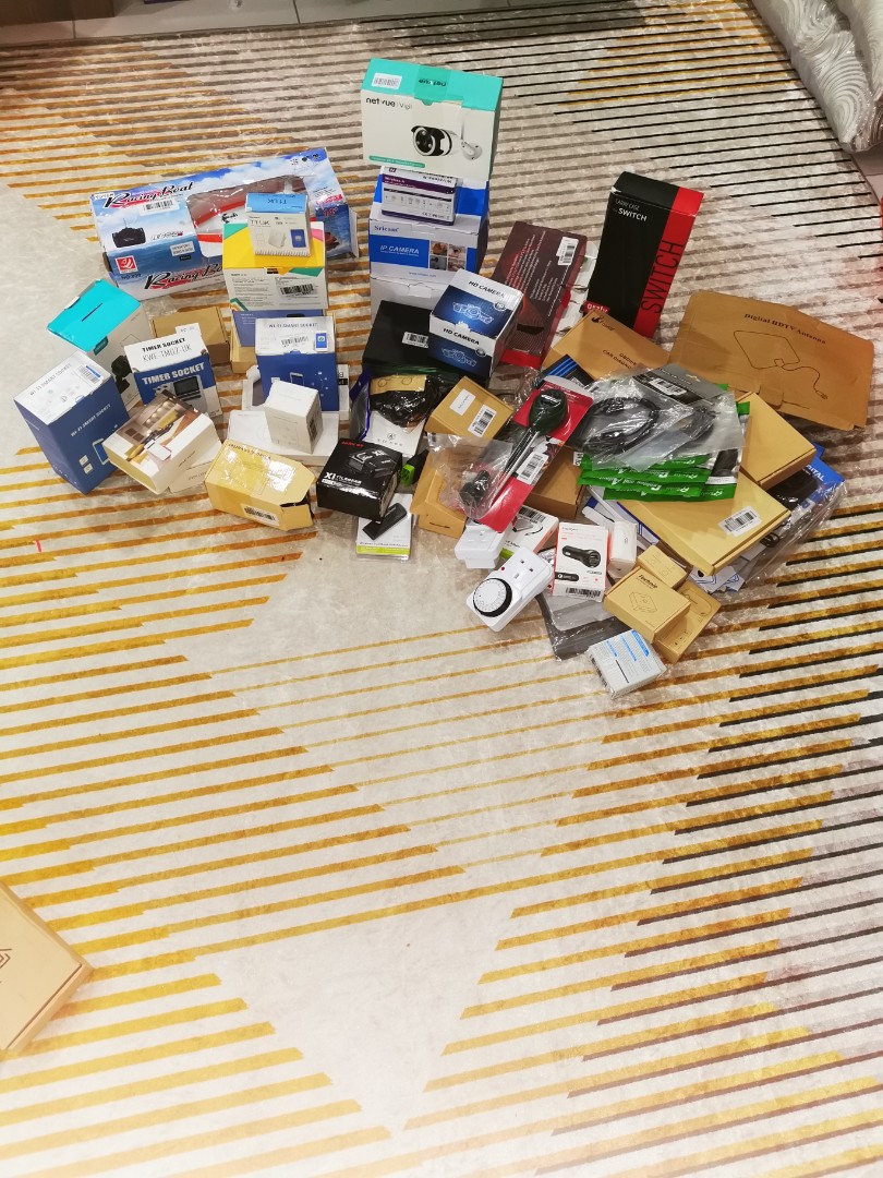 Mixed bundle, Everything Else on Carousell