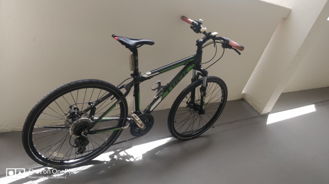 Trek 3500 Series 3 with Maxxis Overdrive, Sports Equipment, Bicycles ...