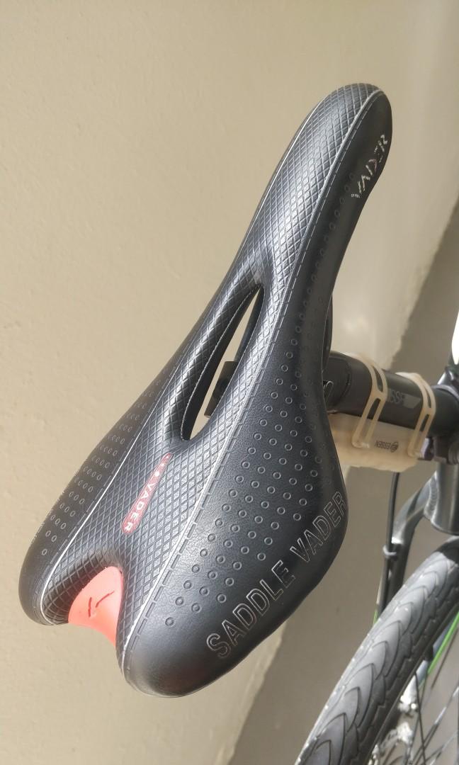 Trek 3500 Series 3 with Maxxis Overdrive, Sports Equipment, Bicycles ...