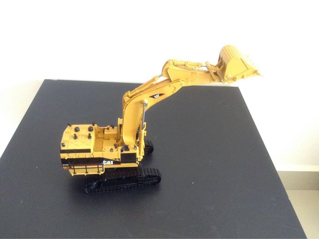 Caterpillar 5110B Hydraulic Excavator, Hobbies & Toys, Toys & Games on ...