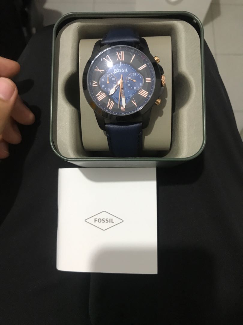 Fossil, Mobile Phones & Gadgets, Wearables & Smart Watches on Carousell