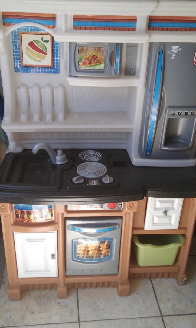 kitchen set step 2, Hobbies & Toys, Toys & Games on Carousell