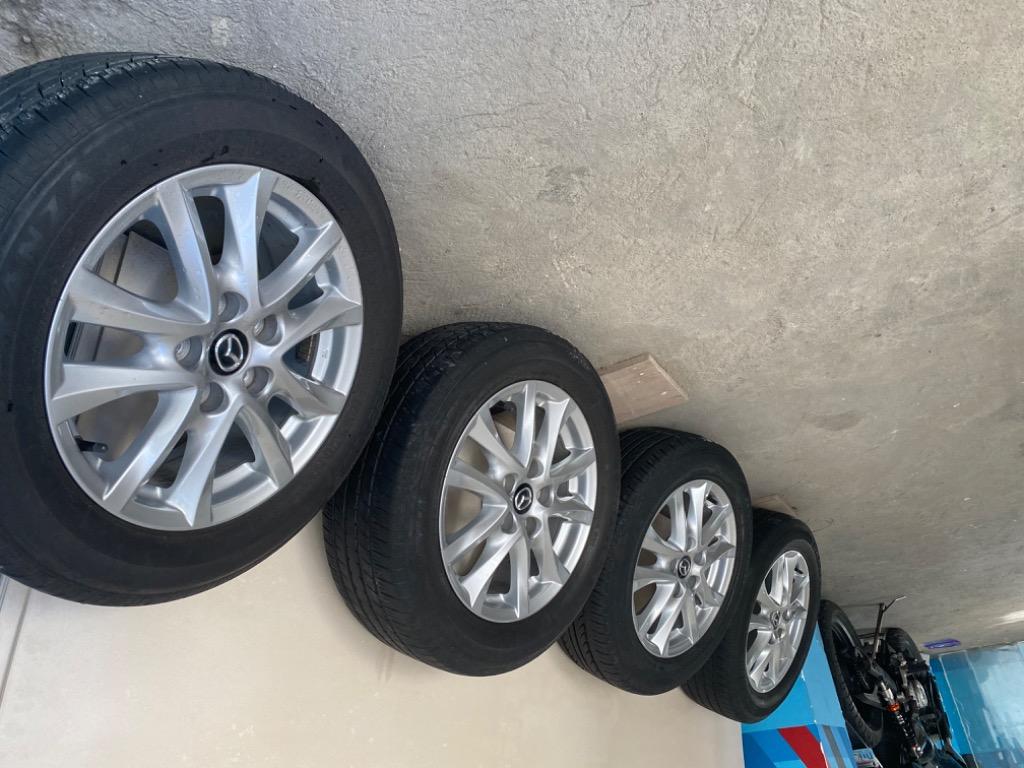 Mazda 3 2018 stock mags and tires size 205/60 r16 (5holes), Car Parts ...