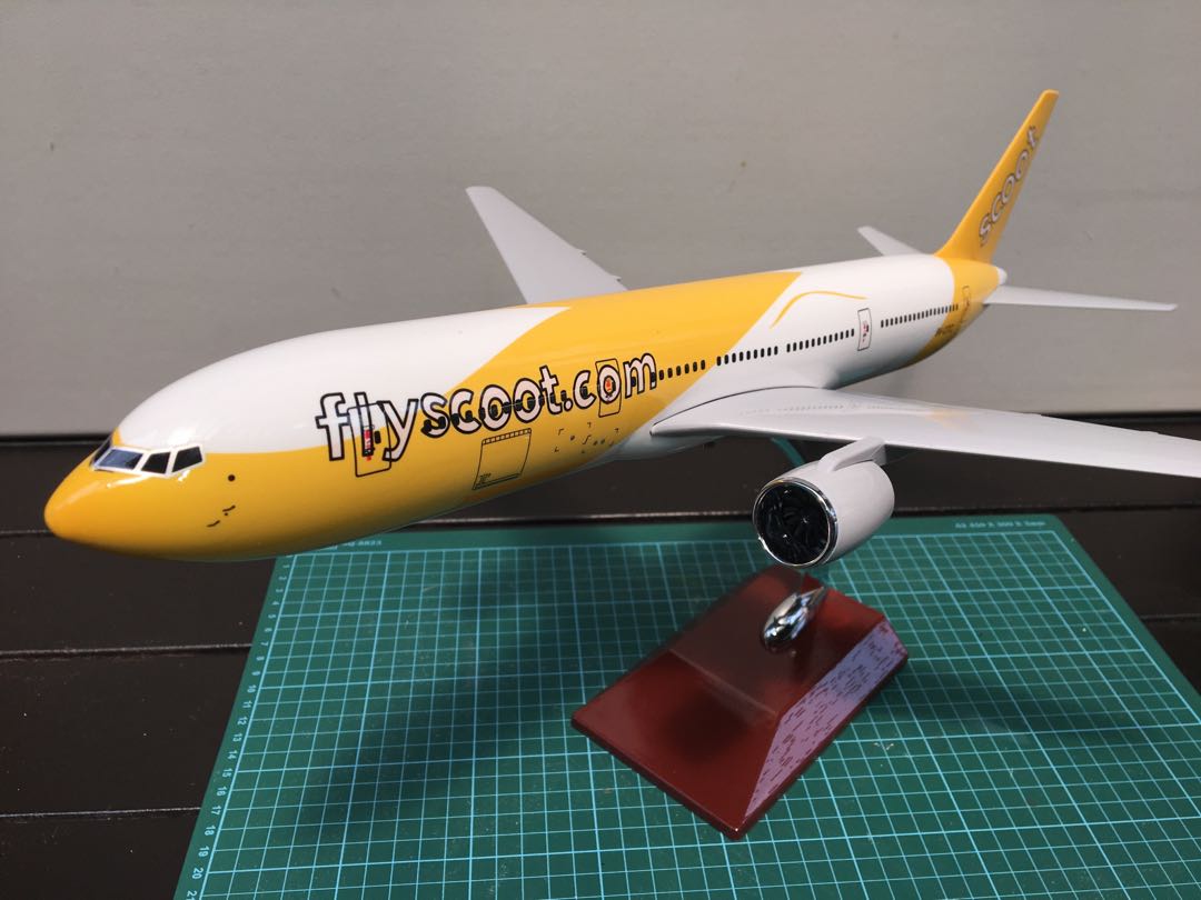 Scoot Boeing 777-200 display model, Hobbies & Toys, Toys & Games on ...
