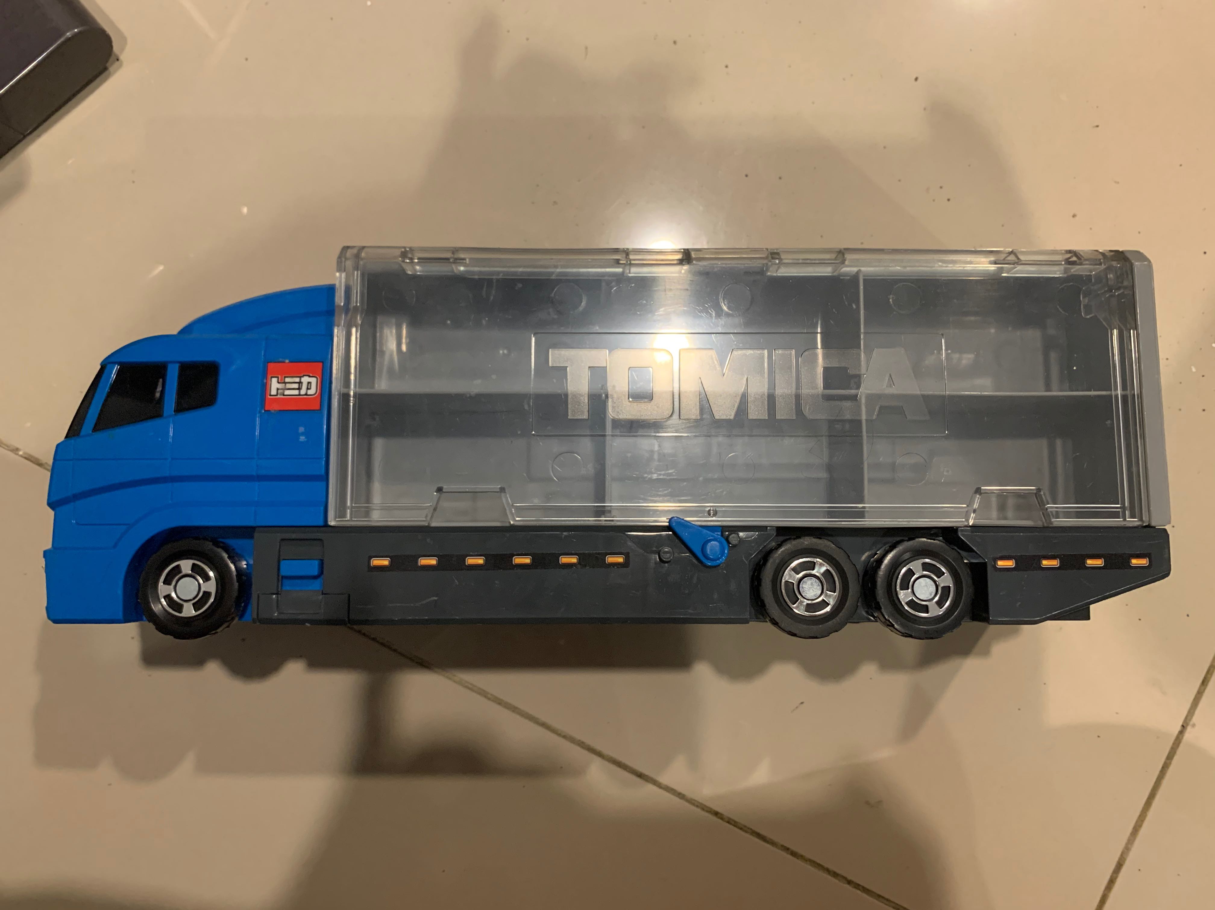 Tomica tractor trailer, Hobbies & Toys, Toys & Games on Carousell