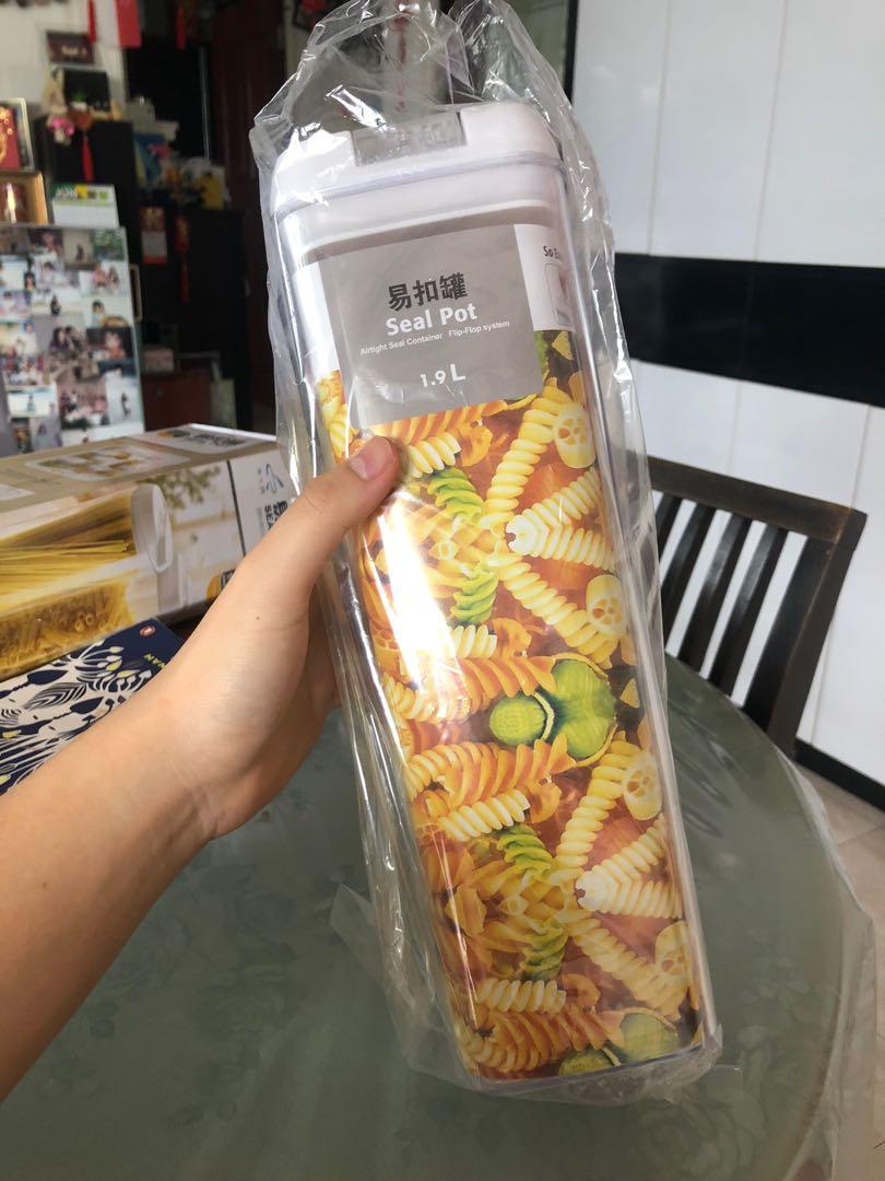 1.9l Spaghetti Container, Furniture & Home Living, Kitchenware ...