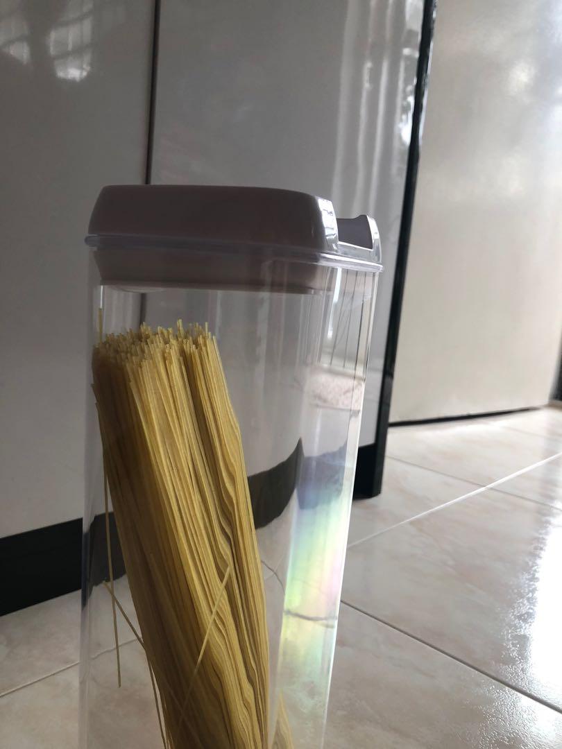1.9l Spaghetti Container, Furniture & Home Living, Kitchenware ...