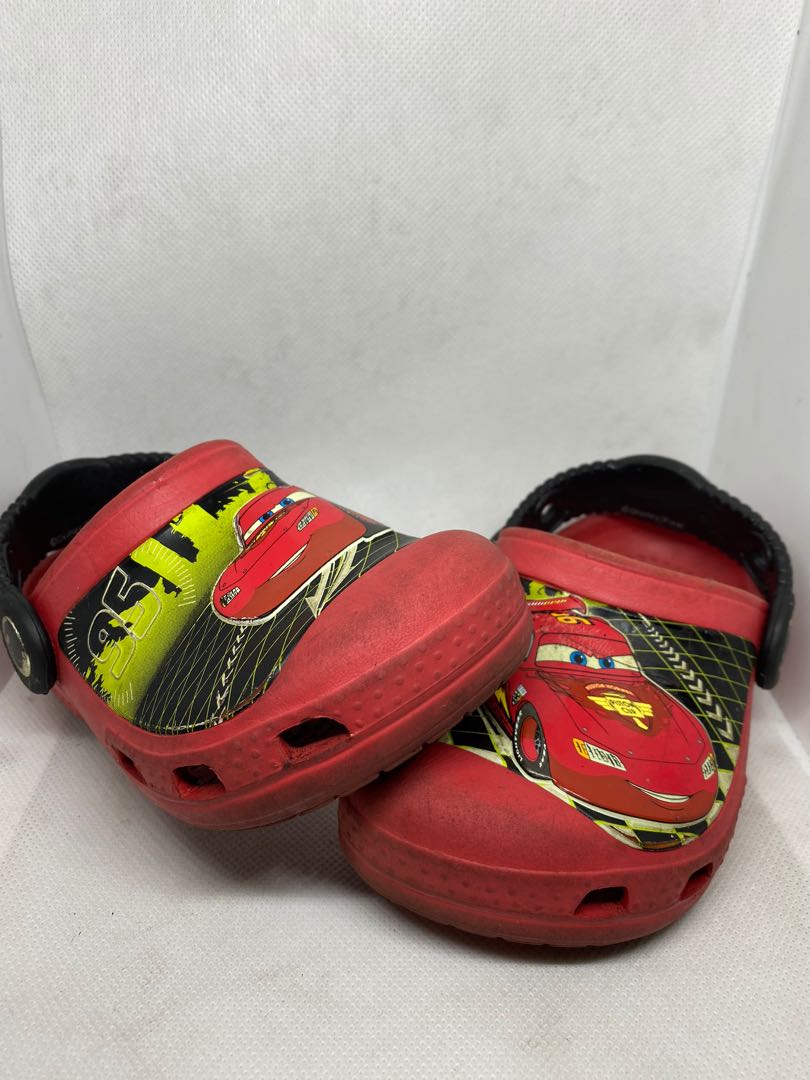 Crocs Cars Lightning McQueen, Babies & Kids, Babies & Kids Fashion on ...