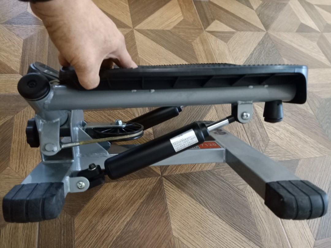 Ego Jin Digital hydrolic stepper, Sports Equipment, Exercise & Fitness ...