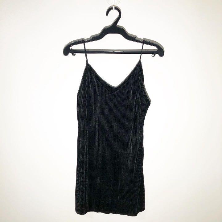 Electric Pleats Spag Strap, Women's Fashion, Dresses & Sets ...