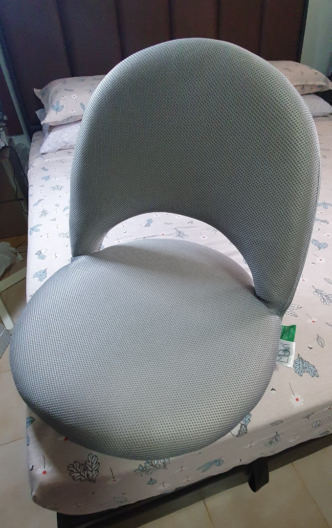 Foldable Legless Chair, Everything Else on Carousell