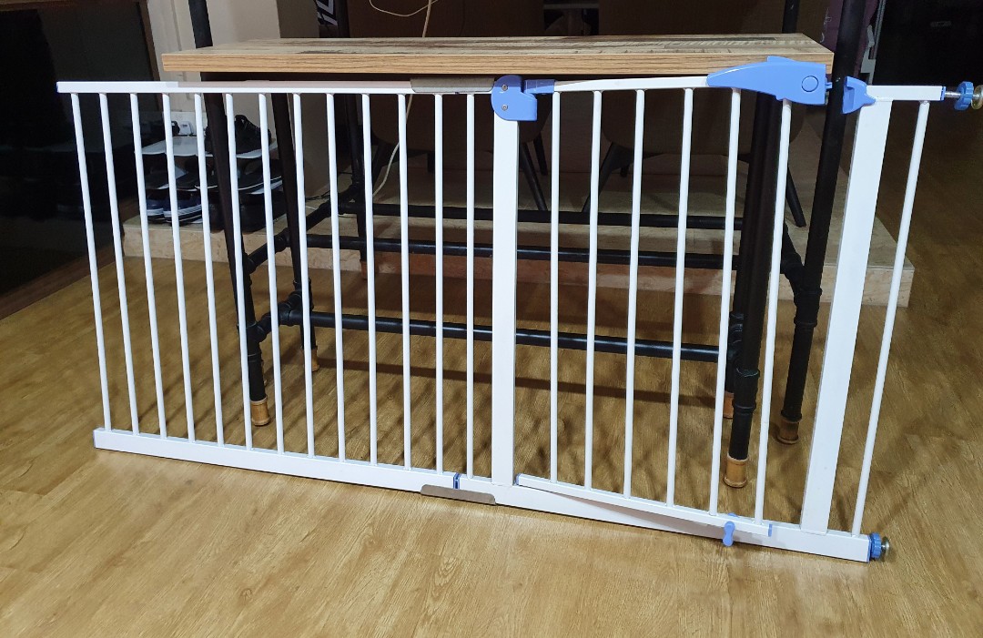 Kitchen Safety Gate, Babies & Kids, Baby Nursery & Kids Furniture, Bed ...