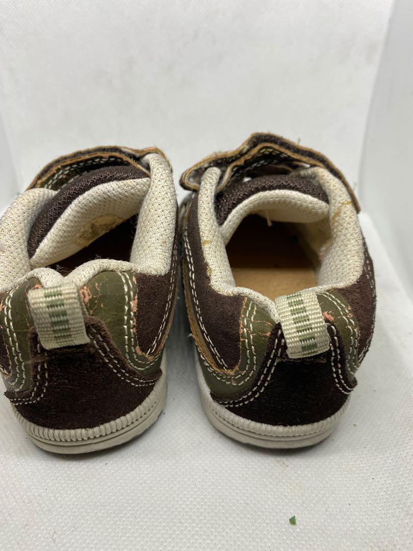 Osh Kosh shoes, Babies & Kids, Babies & Kids Fashion on Carousell