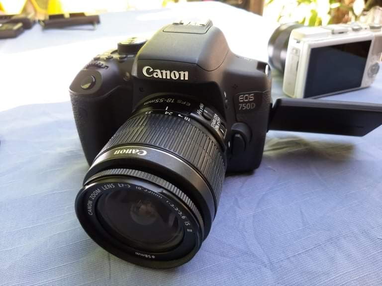 REPRICED! Canon 750D ( Only 1000 Shutter Count), Photography, Cameras ...