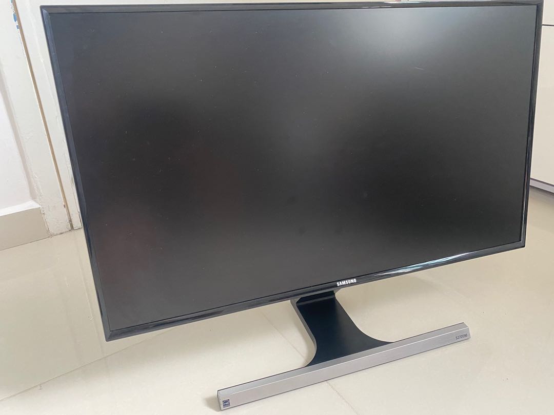 Samsung 27 inch Full HD Monitor S27D590, Computers & Tech, Parts ...