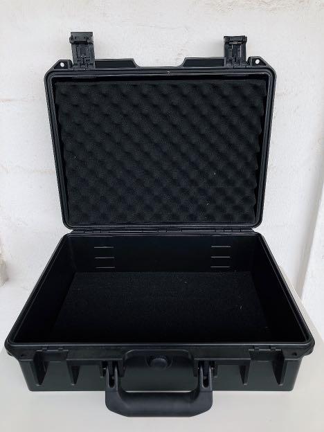 smriti Waterproof equipment case/camera box, Mobile Phones & Gadgets ...