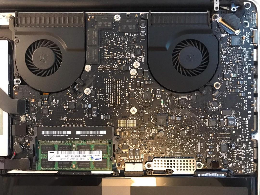 Broken screen imac 27" and broken motherboard water damage, 電腦＆科技, 電腦周邊 ...