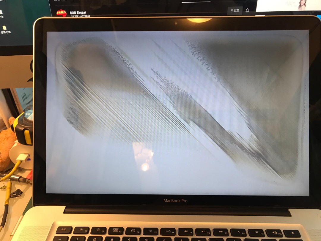 Broken screen imac 27" and broken motherboard water damage, 電腦＆科技, 電腦周邊 ...