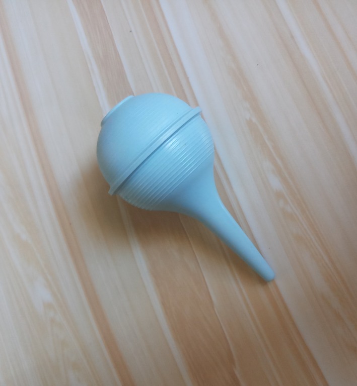 Bulb Syringe Generic bulb Nasal ear syringe, Health & Nutrition ...