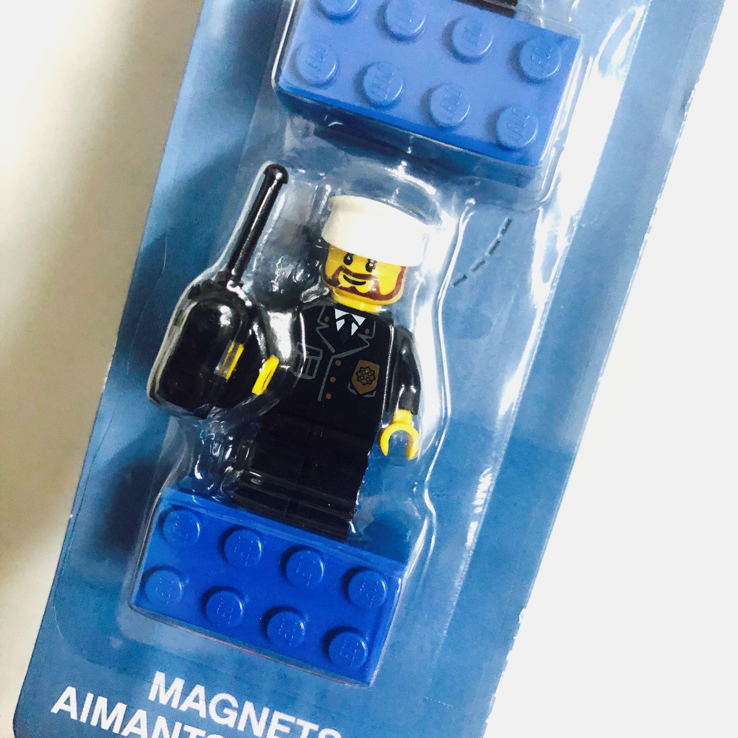 [全新] Lego CITY 系列磁石 ⬞⸋ LEGO MAGNETS, 興趣及遊戲, 玩具 & 遊戲類 - Carousell