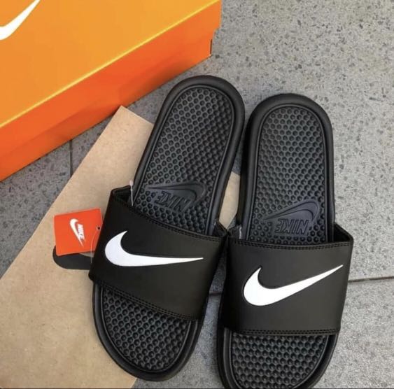 NIKE BENASSI SWOOSH SLIDES, Fesyen Pria, Sepatu , Sandal di Carousell