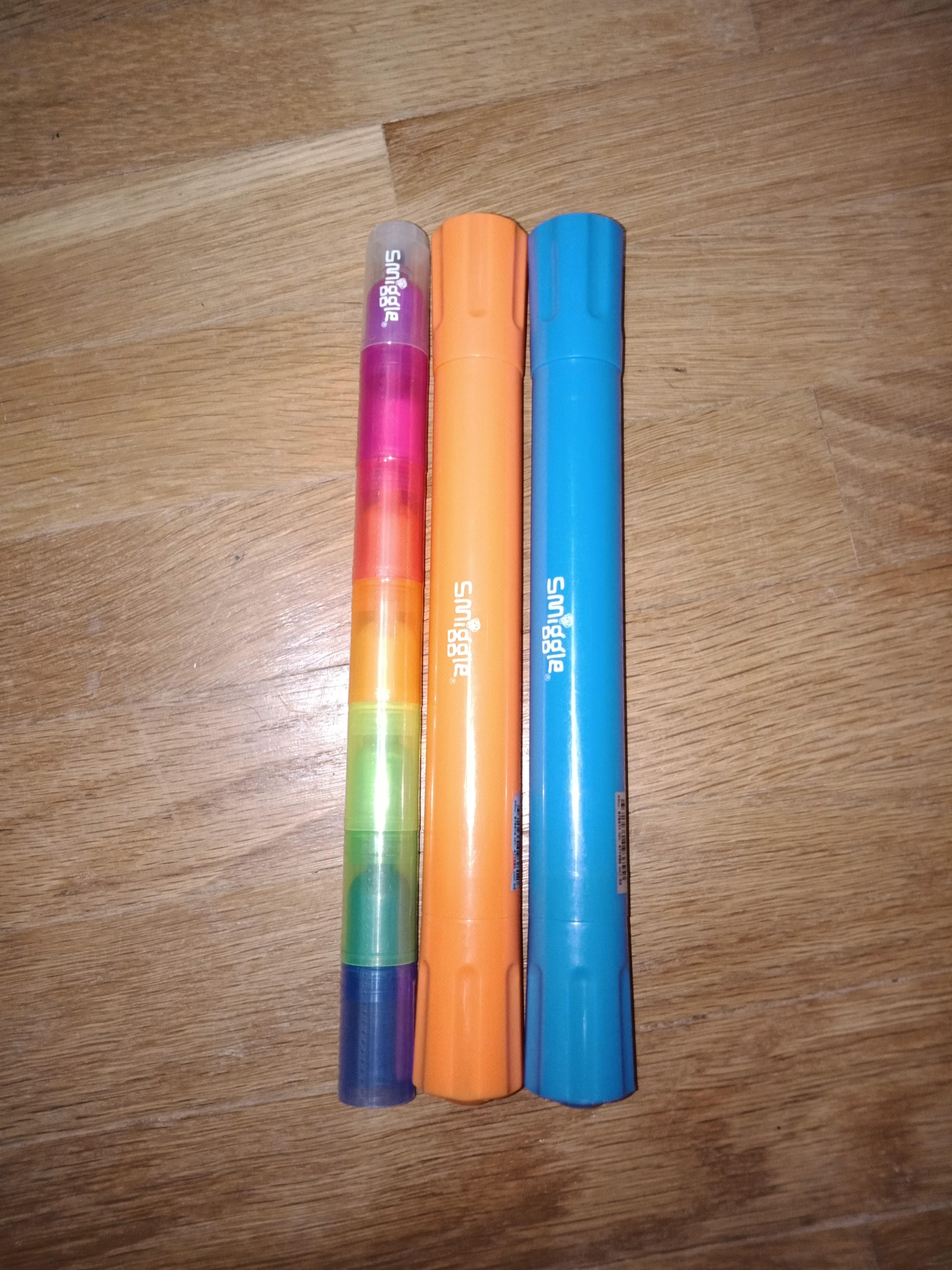 Smiggle highlighters, Hobbies & Toys, Stationery & Craft, Stationery ...
