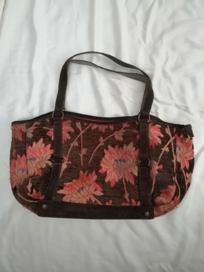 WOMEN'S HANDBAG MAX&CO, Women's Fashion, Bags & Wallets, Purses ...