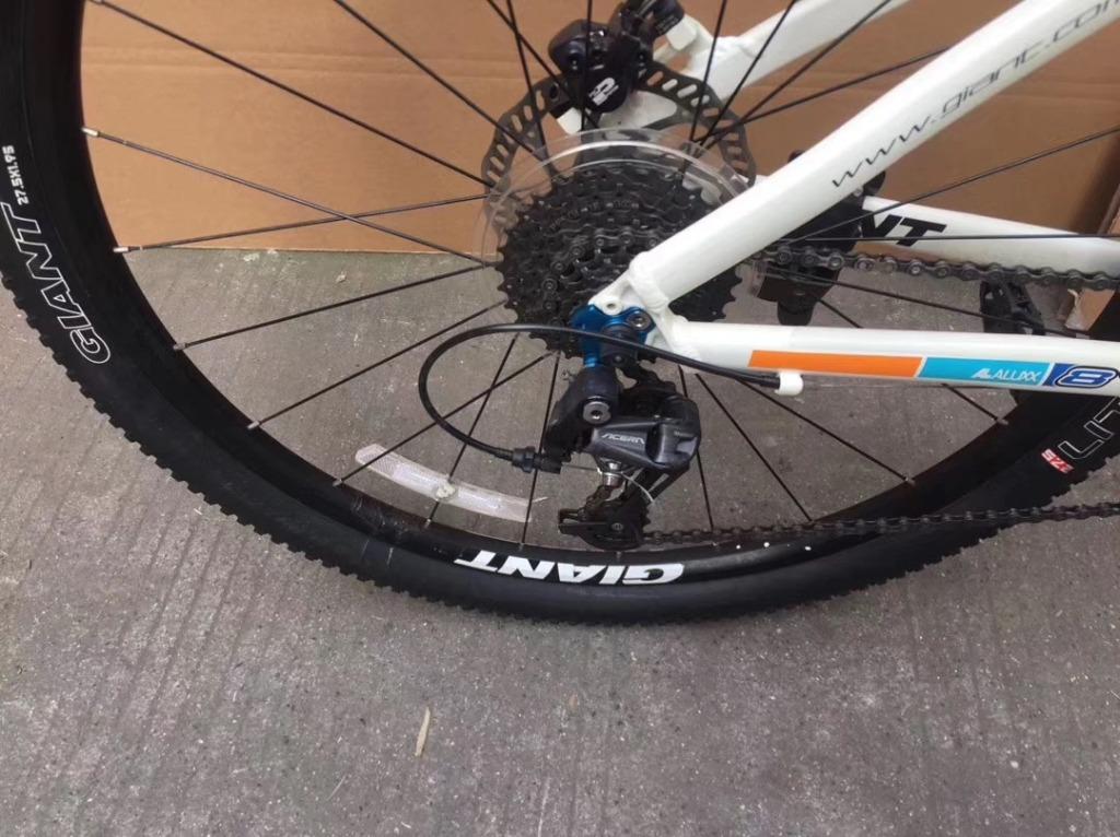 全新捷安特ATX870, 體育器材, 自行車及配件, 單車在旋轉拍賣
