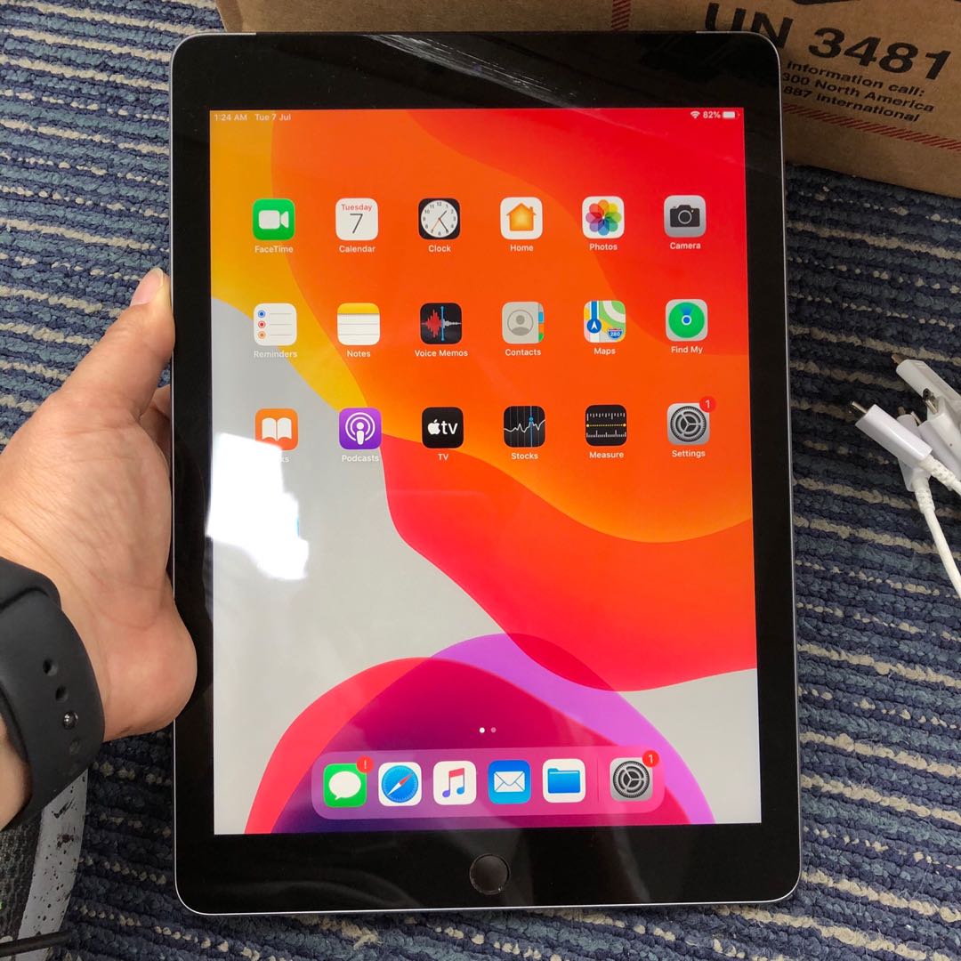 Apple iPad 5 cellular WiFi 128gb 有中文, 電子產品, 電腦 ＆ 平板電腦 - Carousell