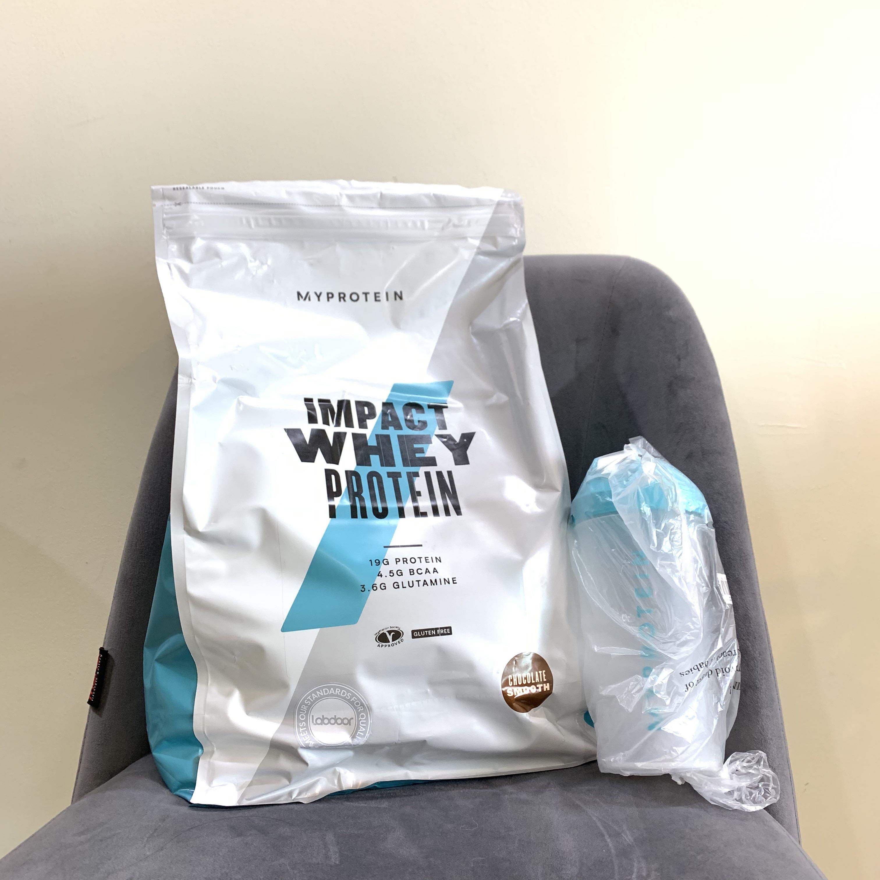 Impact Whey Protein (5kg) Chocolate Smooth, Health & Nutrition, Health ...