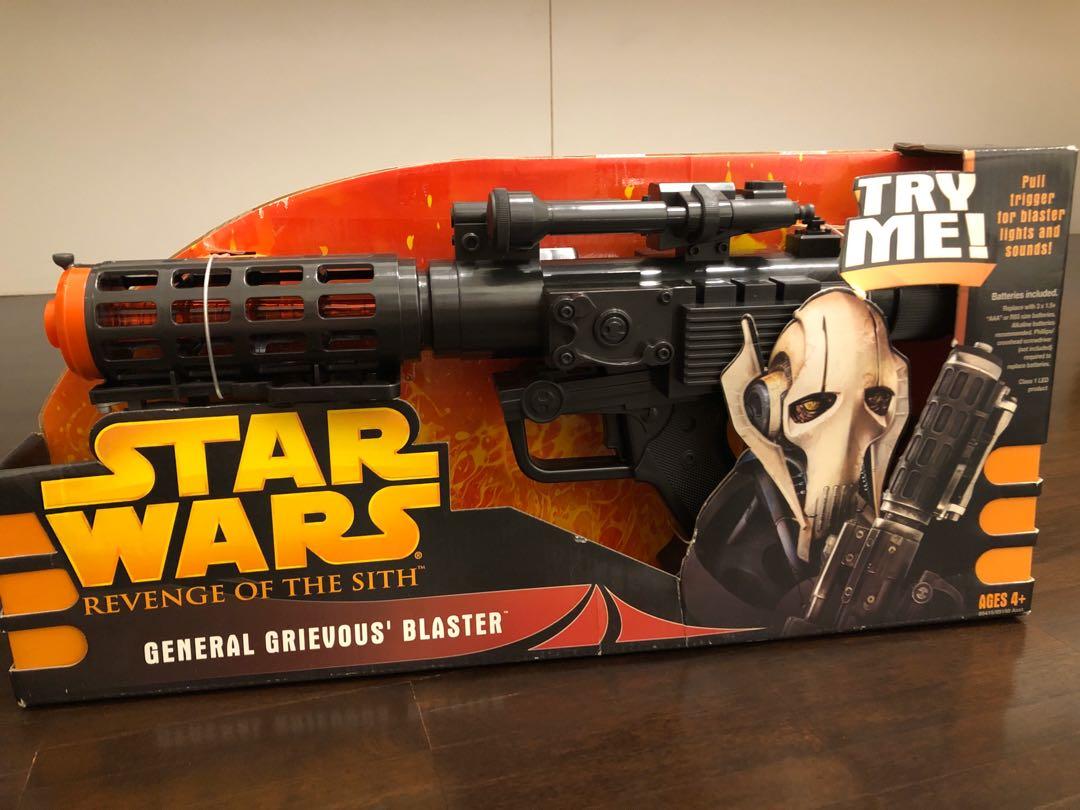 Star Wars - General Grievous Blaster, Hobbies & Toys, Collectibles ...