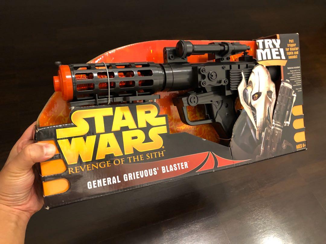 Star Wars - General Grievous Blaster, Hobbies & Toys, Collectibles ...