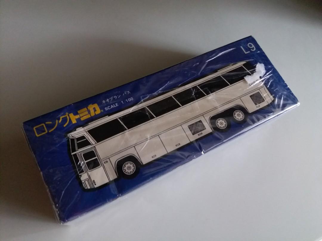 Tomica Long Tomica Neoplan Bus, 興趣及遊戲, 玩具 & 遊戲類 - Carousell