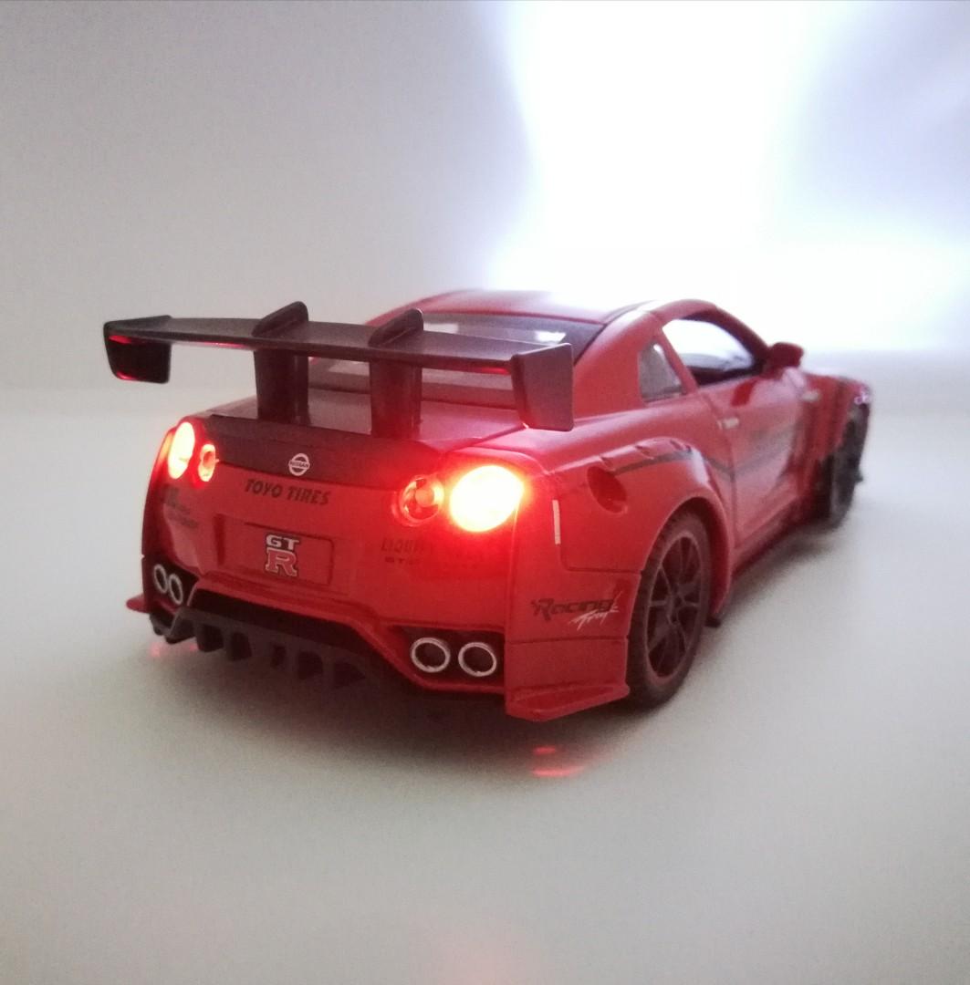 1/32 Nissan GTR R35 Diecast Scale Model Toy Car Red, Hobbies & Toys ...