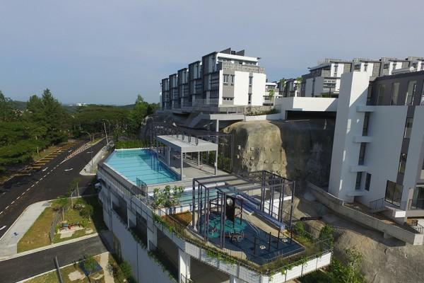 3/3.5 Storey Link Terrace Rimba Residensi, at Seremban 2, Property, For ...