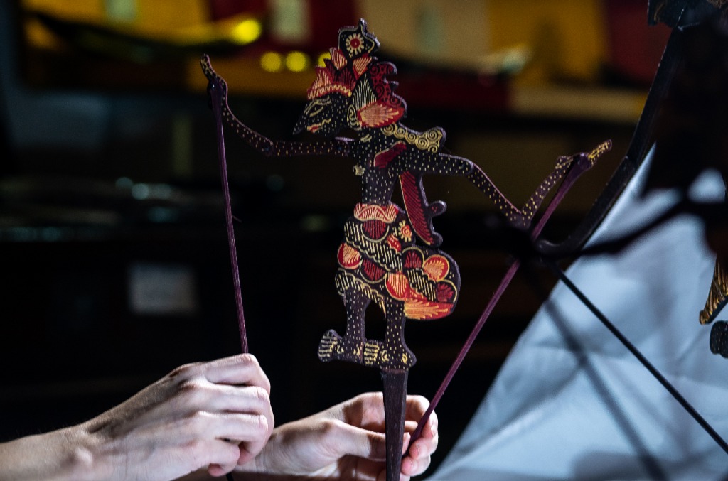 Batik Shadow Puppet, Hobbies & Toys, Toys & Games on Carousell