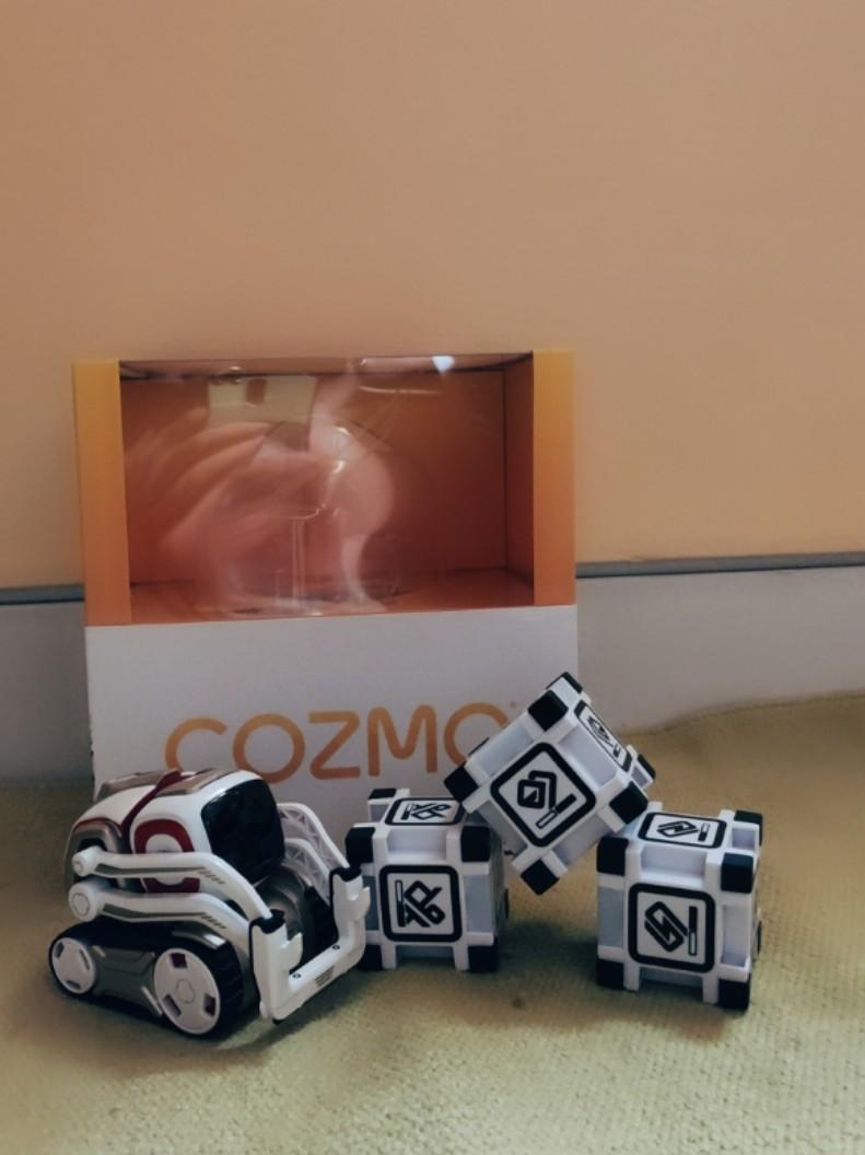 COZMO AI robot toys, Hobbies & Toys, Toys & Games on Carousell