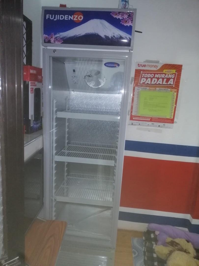 Fujidenzo Showcase Chiller.. Unused, TV & Home Appliances, Kitchen ...